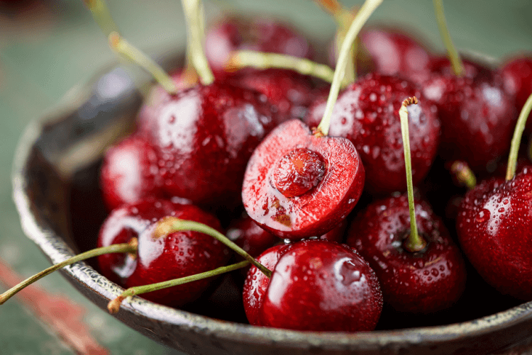 Cherries in syrup: the recipe to prepare them at home | Lazzaris Magazine
